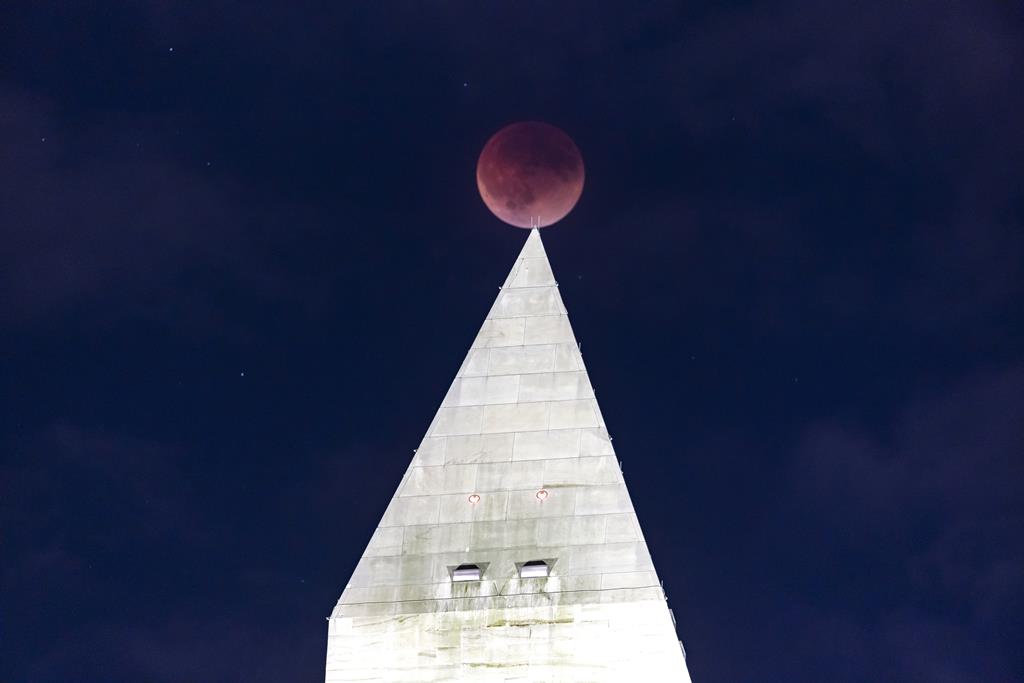 E de repente a Lua ficou vermelha… - Renascença