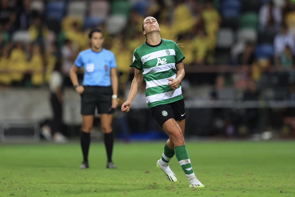 Fátima Pinto, entre o poste que "ainda dói muito" e a procura da ...