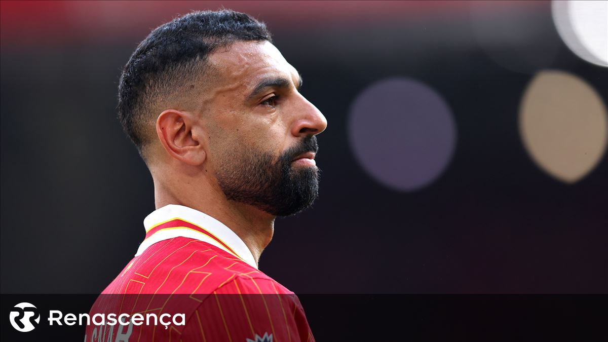 “Morreu como?” Mohamed Salah critica UEFA por homenagem vazia ao “Pelé ...