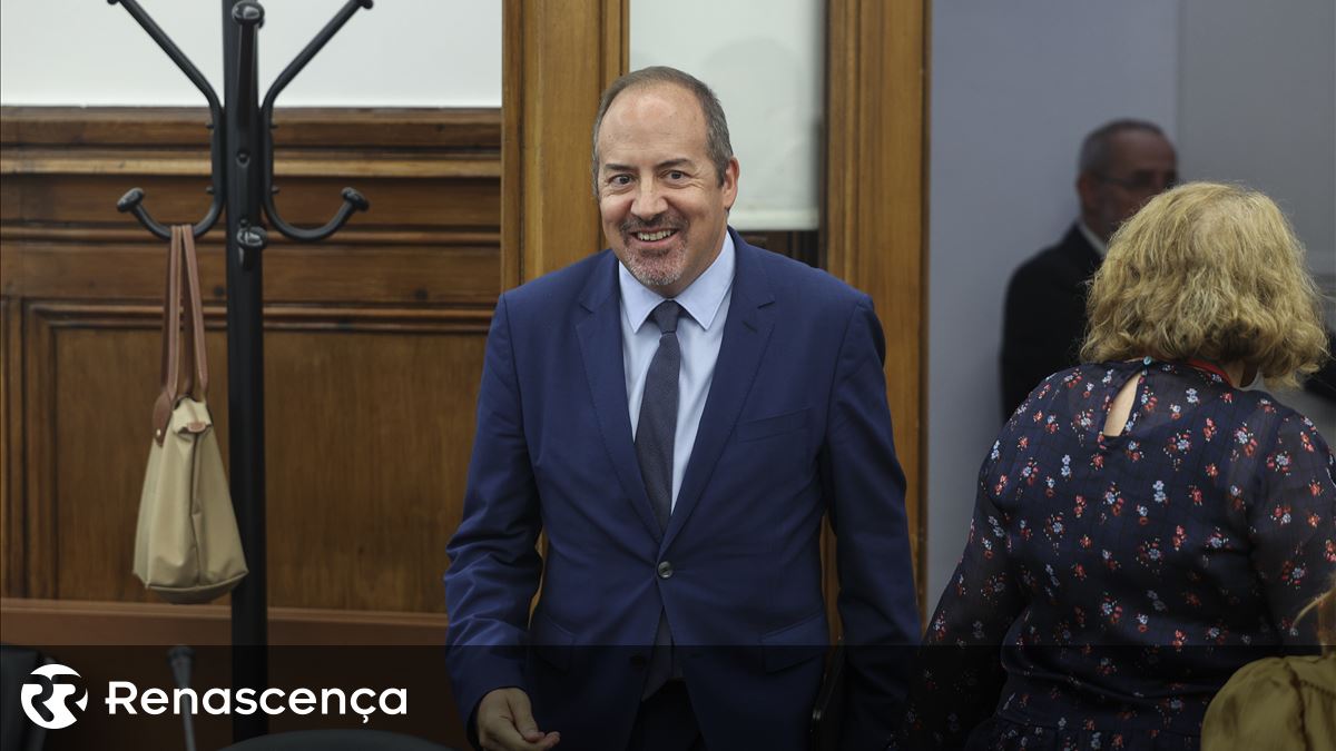 “Sou ferozmente independente, a mim não me interessa quem está no ...