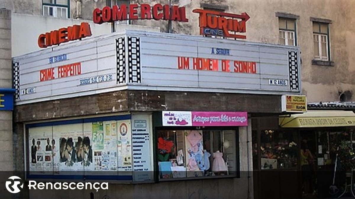 Carro de “Regresso ao Futuro” em Lisboa para reativação do cine-teatro ...
