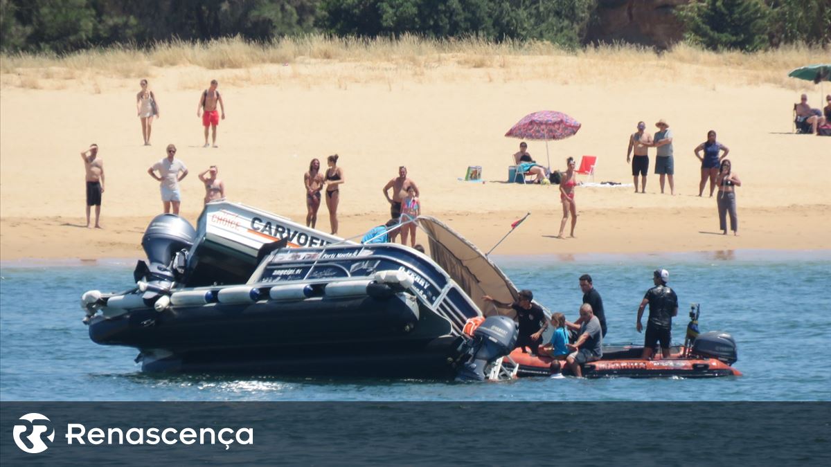 Três feridos em colisão de barcos turísticos no Rio Arade - Renascença