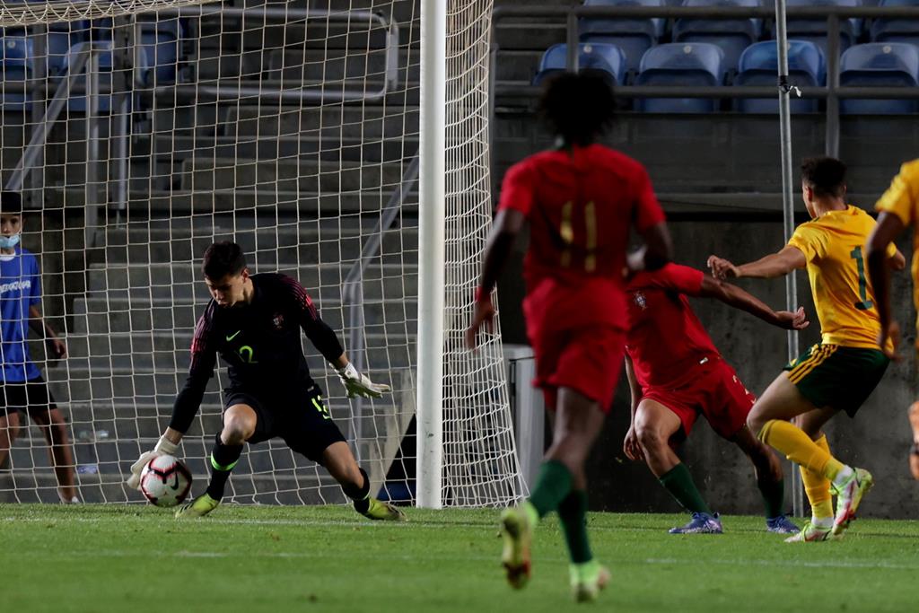 FC Porto campeão com jogadores da formação motiva Diogo Fernandes ...