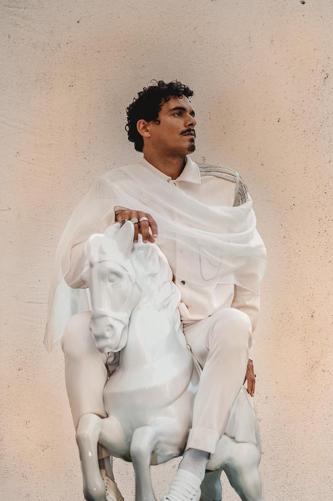 De bailarino a fadista. A história de Jonas e do primeiro disco “São ...