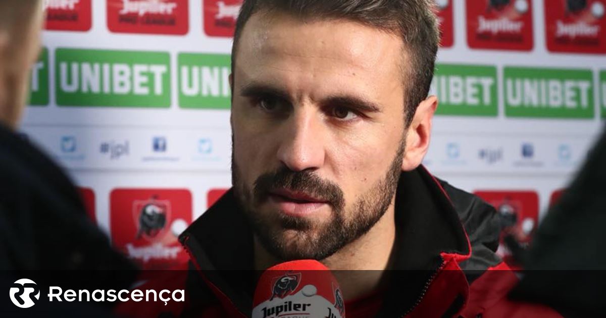 Orlando Sá termina carreira de jogador aos 33 anos - Renascença