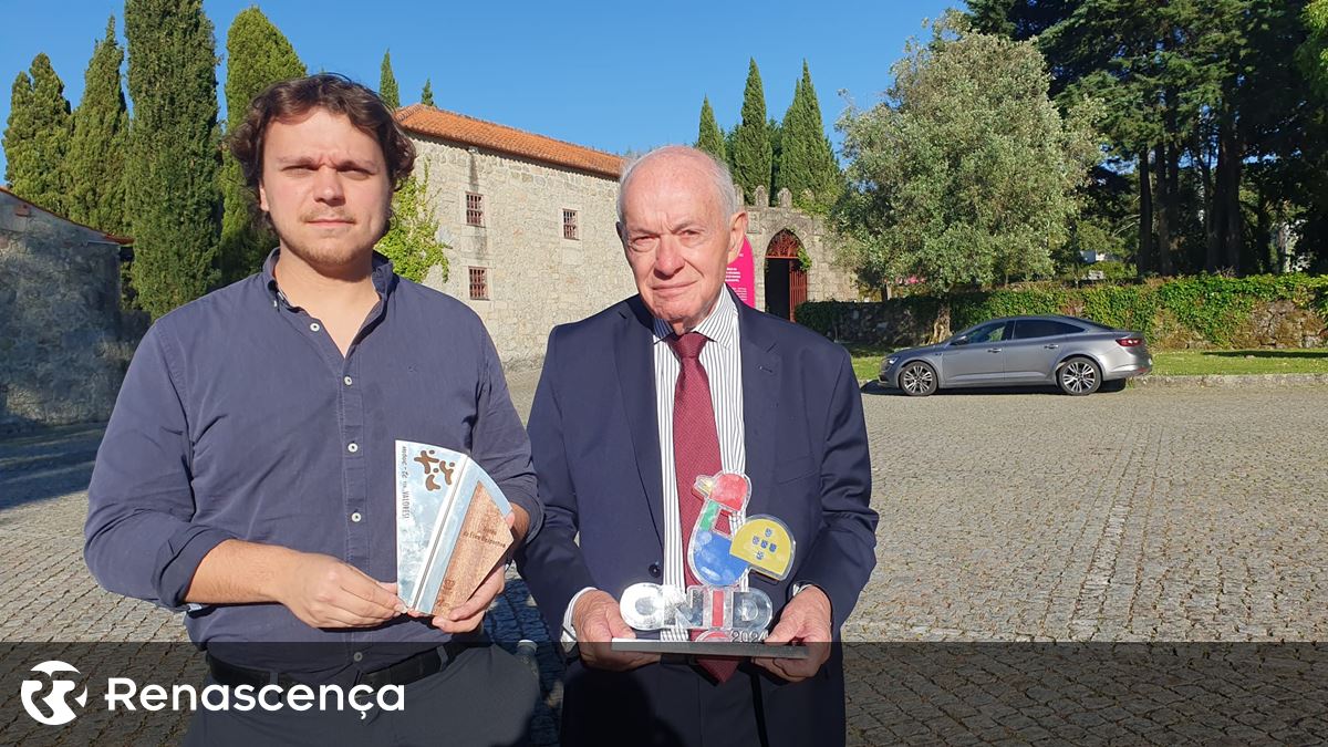 Ribeiro Cristóvão recebe prémio Carreira do CNID, menção honrosa para ...