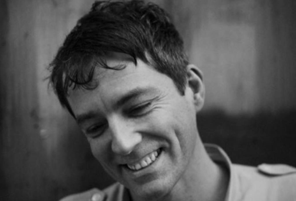 Morreu Steve Mackey, baixista dos Pulp - Renascença