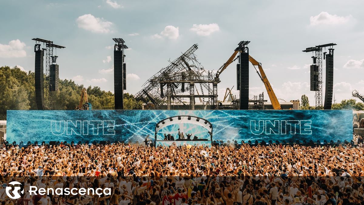 Tomorrowland arrancou com novo palco construído em tempo recorde ...